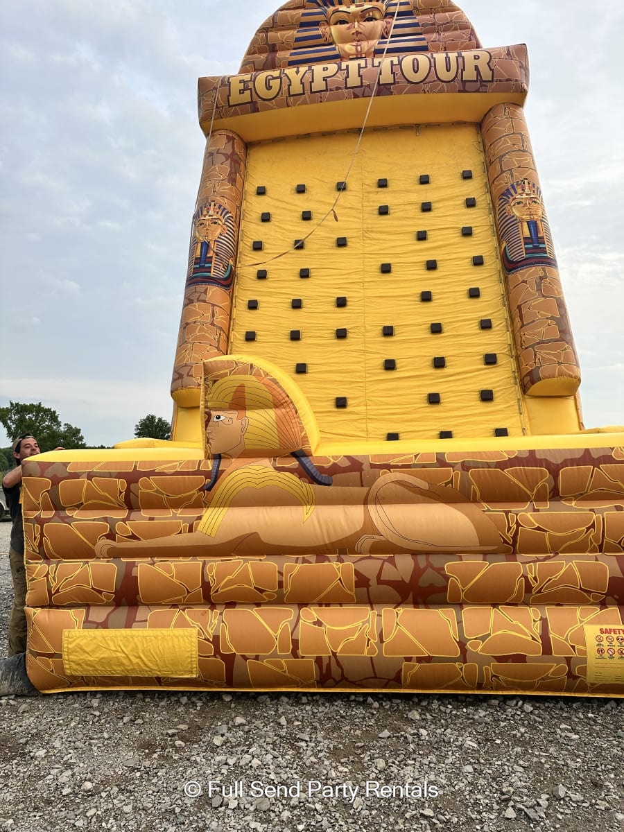 thumbs.ashx?img=inflatable-rock-wall-4.jpg&cs=1200